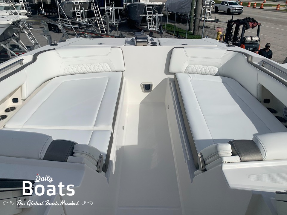 2022 World Cat 325 Dc for sale. View price, photos and Buy 2022 World ...