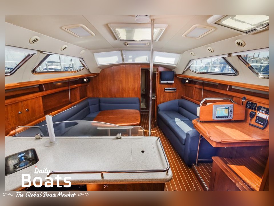 2009 Hunter 41 Deck Salon for sale. View price, photos and Buy 2009 ...