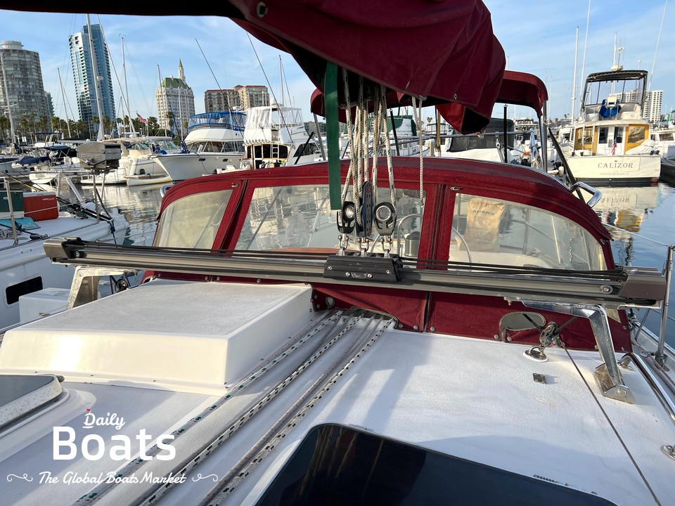 1985 Hinterhoeller Niagara 35 for sale. View price, photos and Buy 1985 ...