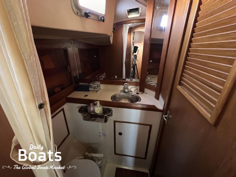 1985 Hinterhoeller Niagara 35 for sale. View price, photos and Buy 1985 ...