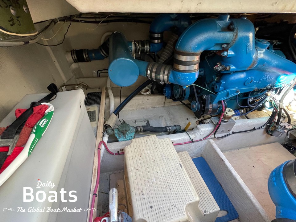 1979 Uniflite 32 Sport Sedan for sale. View price, photos and Buy 1979 ...