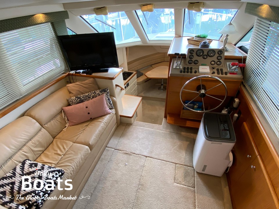 1999 Carver 326 Aft Cabin (Na) for sale. View price, photos and Buy ...