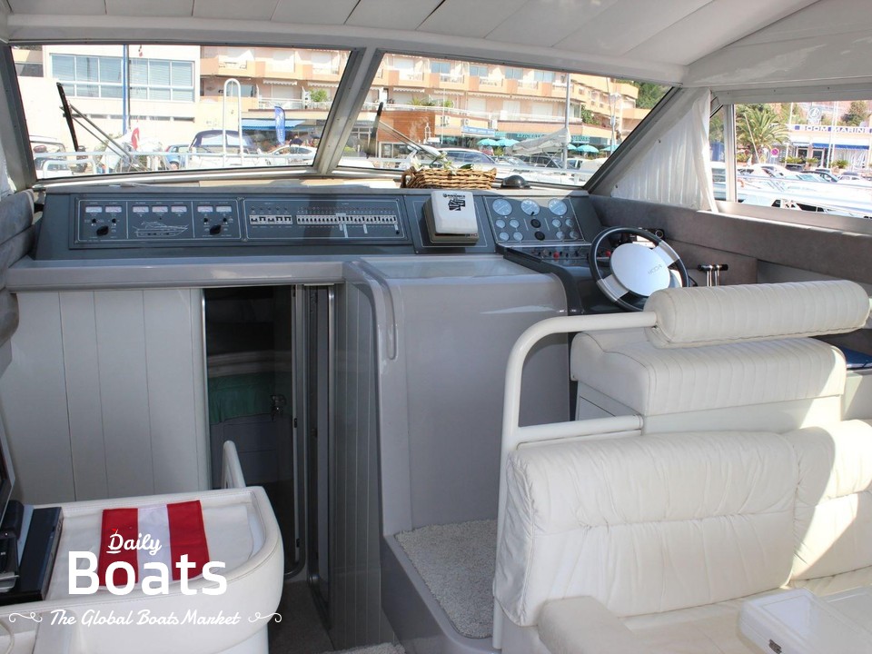 1990 Mochi Craft 40 Europa for sale. View price, photos and Buy 1990 ...