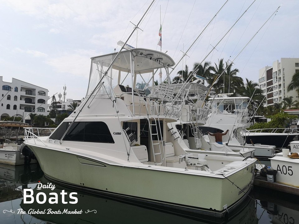 Cabo 35 convertible for sale - Daily Boats