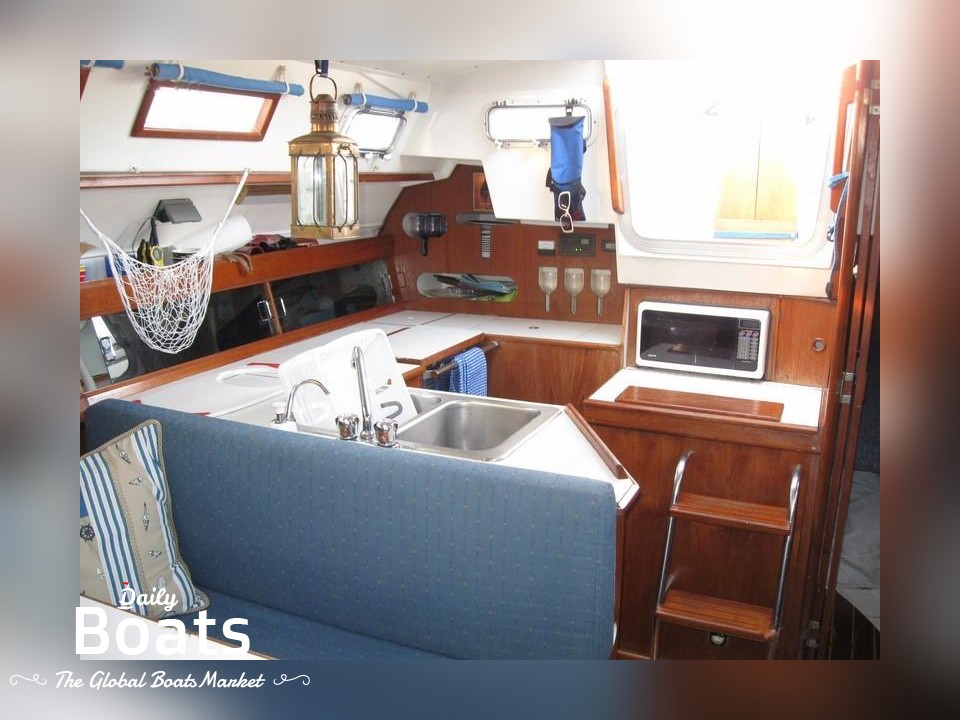 1986 Hunter 34 for sale. View price, photos and Buy 1986 Hunter 34 #277353