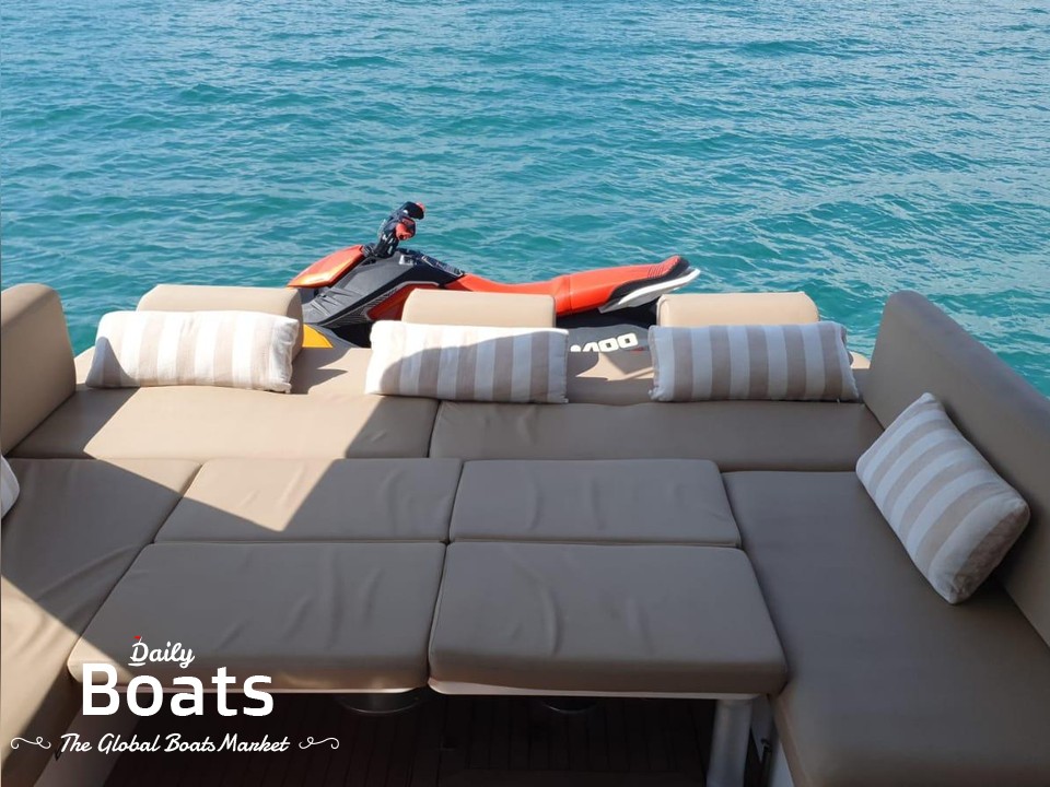 2012 Sealine Sc42 for sale. View price, photos and Buy 2012 Sealine ...