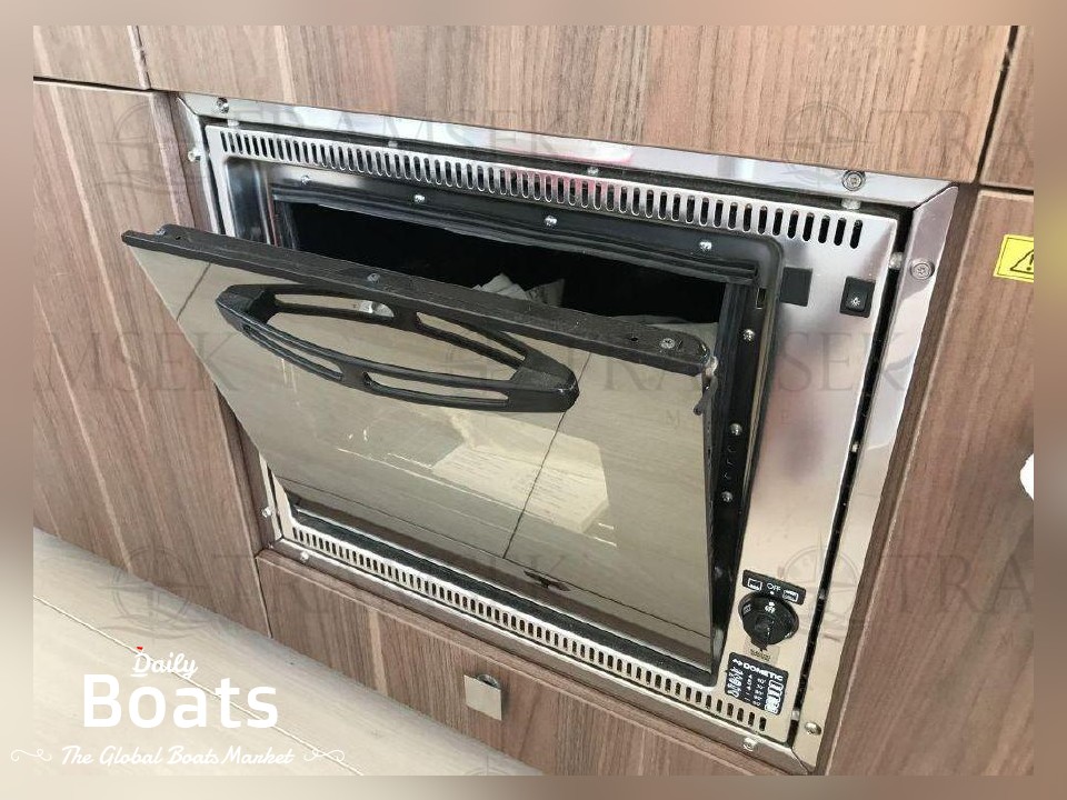 2019 Sealine C335 for sale. View price, photos and Buy 2019 Sealine ...