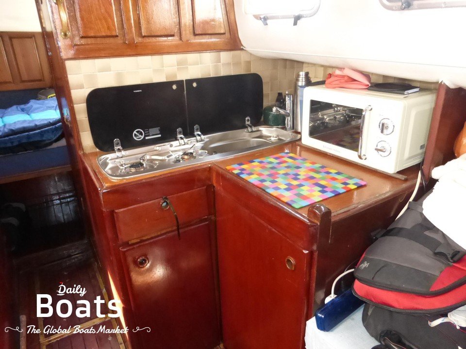 1983 Colvic Watson 28 for sale. View price, photos and Buy 1983 Colvic ...