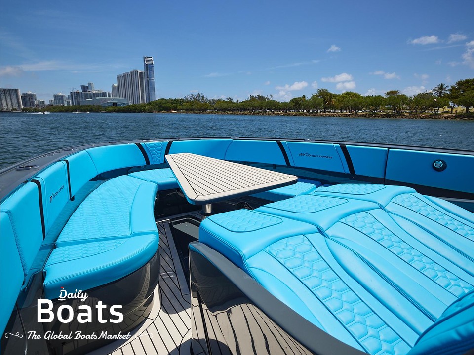 2022 Midnight Express 43' Solstice for sale. View price, photos and Buy ...