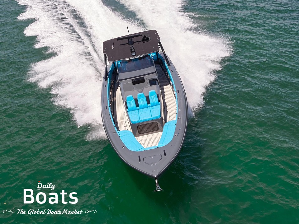 2022 Midnight Express 43' Solstice for sale. View price, photos and Buy ...