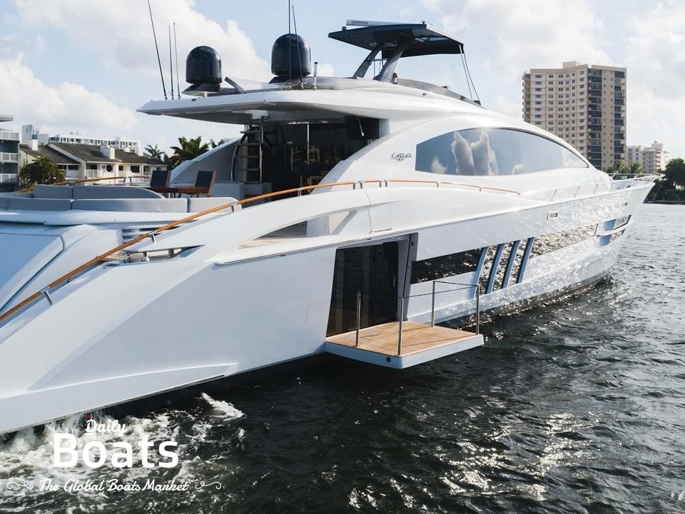 2012 Lazzara Yachts Lsx 92 for sale. View price, photos and Buy 2012 ...
