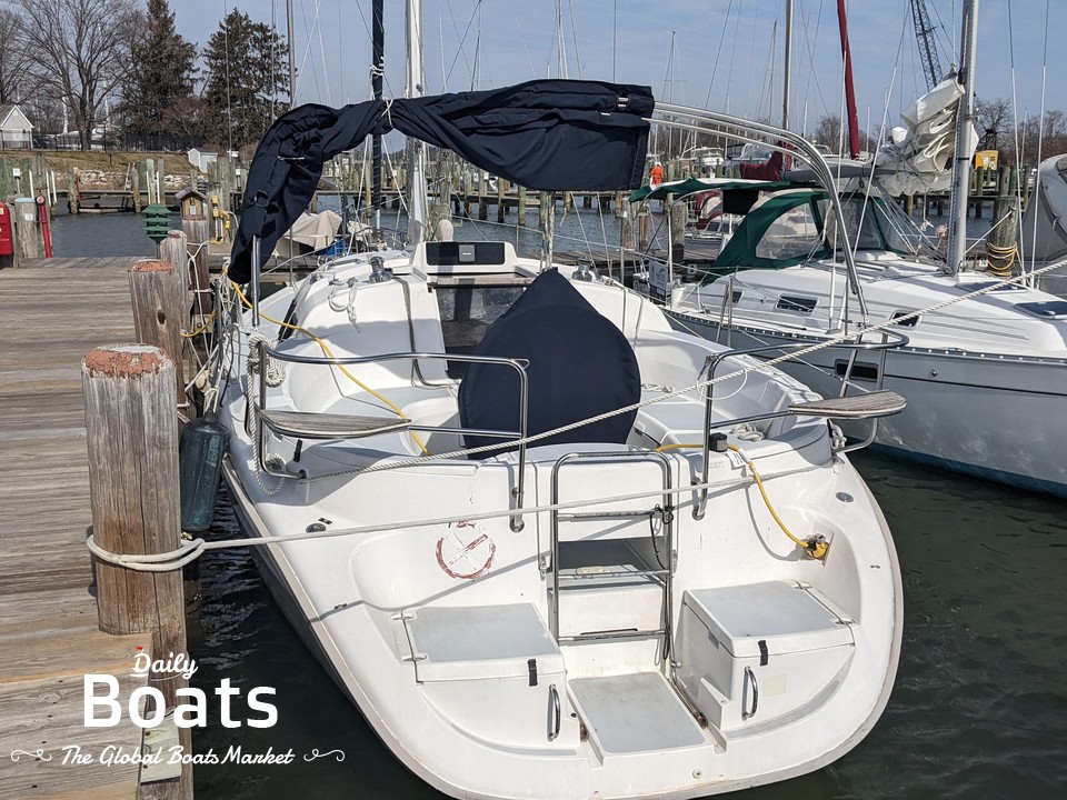 1995 Hunter 336 for sale. View price, photos and Buy 1995 Hunter 336 ...