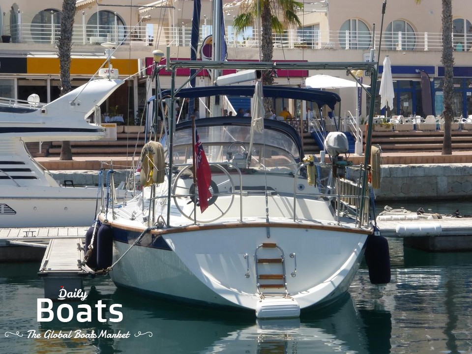 1989 Westerly Seahawk 35 for sale. View price, photos and Buy 1989 ...