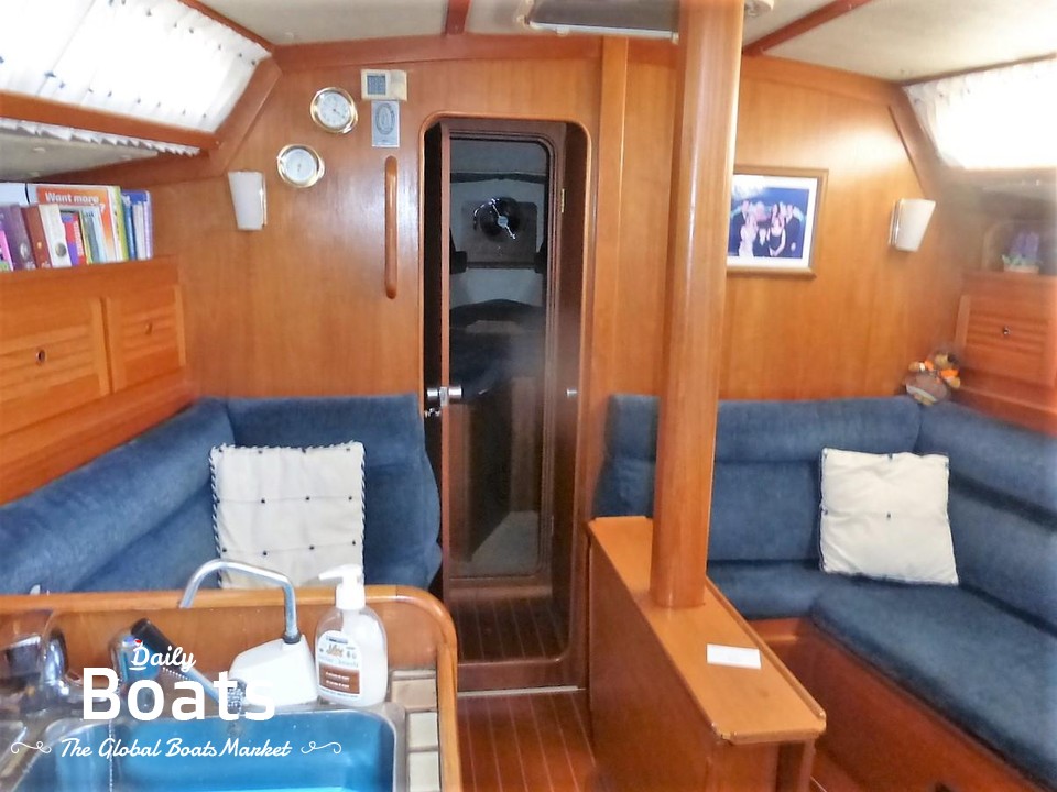 1989 Westerly Seahawk 35 for sale. View price, photos and Buy 1989 ...