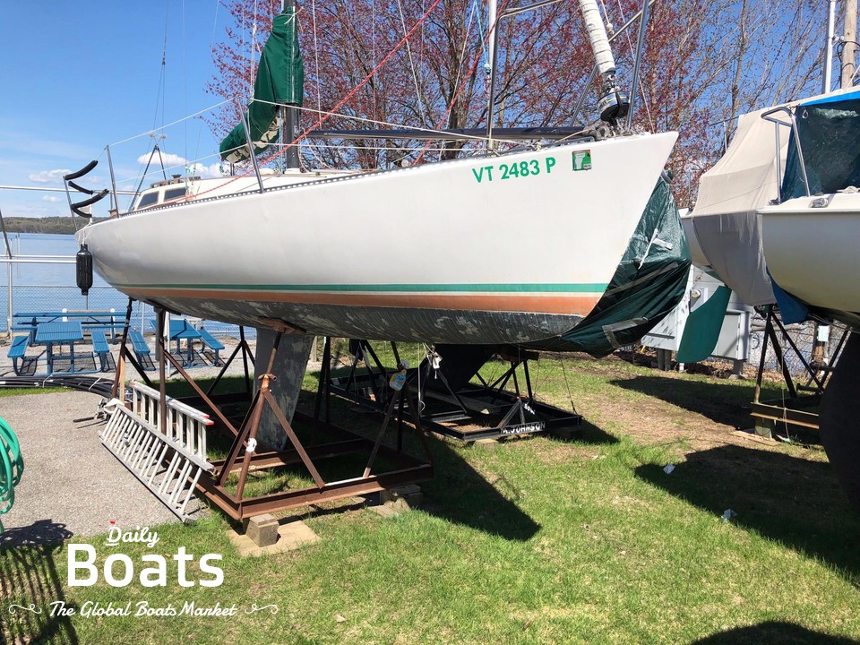 1982 Olson 30 for sale. View price, photos and Buy 1982 Olson 30 #277766