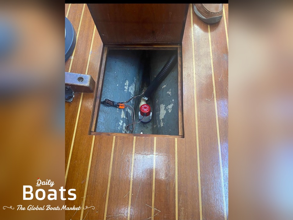 1984 Albin Nova 33 for sale. View price, photos and Buy 1984 Albin Nova ...