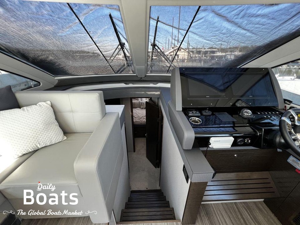 2020 Cruisers Yachts 50 Cantius for sale. View price, photos and Buy ...