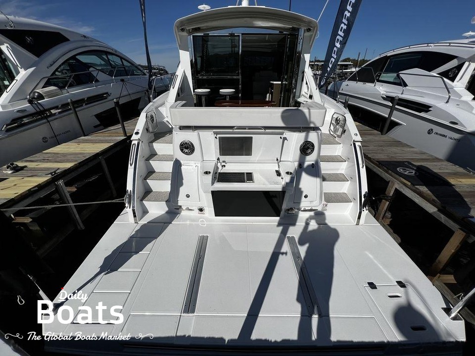 2020 Cruisers Yachts 50 Cantius for sale. View price, photos and Buy ...
