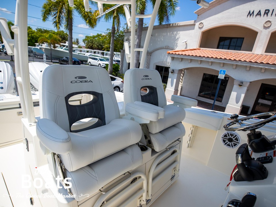 2022 Cobia 320 Cc for sale. View price, photos and Buy 2022 Cobia 320 ...