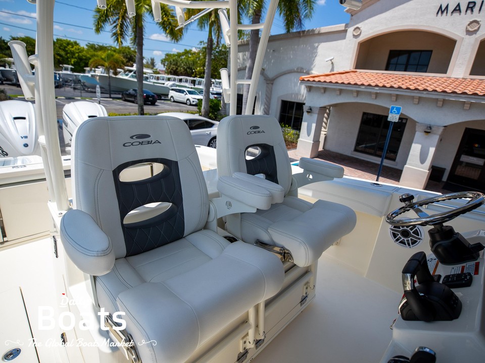 2022 Cobia 320 Cc for sale. View price, photos and Buy 2022 Cobia 320 ...