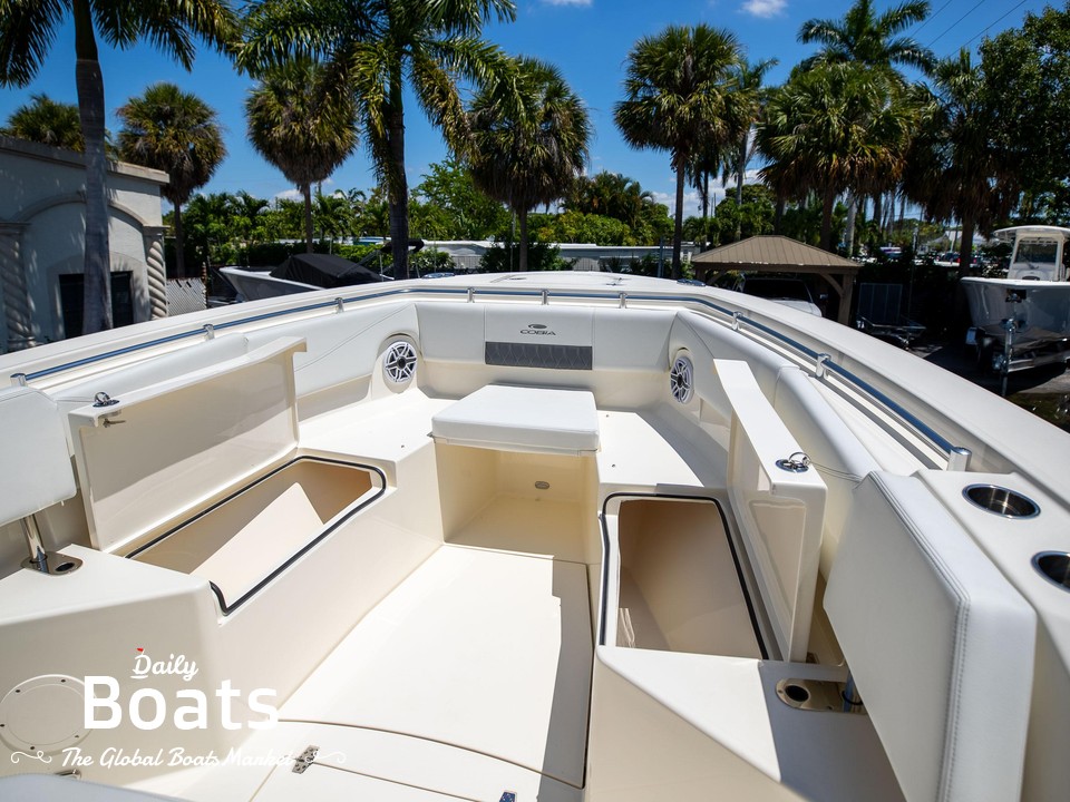 2022 Cobia 320 Cc for sale. View price, photos and Buy 2022 Cobia 320 ...