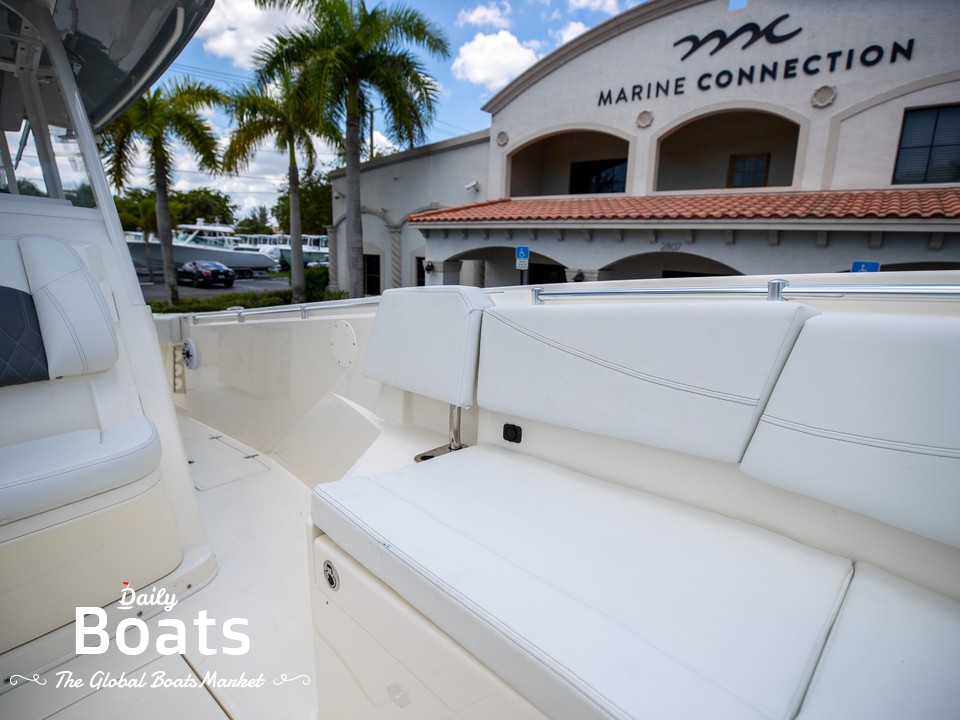 2022 Cobia 320 Cc for sale. View price, photos and Buy 2022 Cobia 320 ...