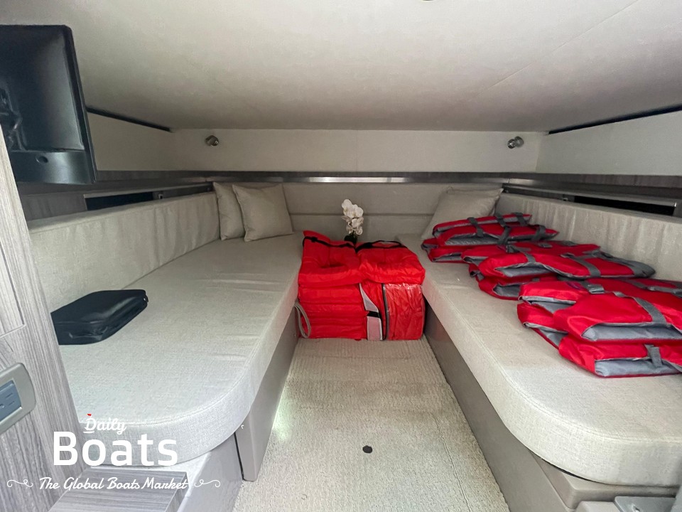 2021 Sea Ray Sundancer 320 Ob for sale. View price, photos and Buy 2021 ...