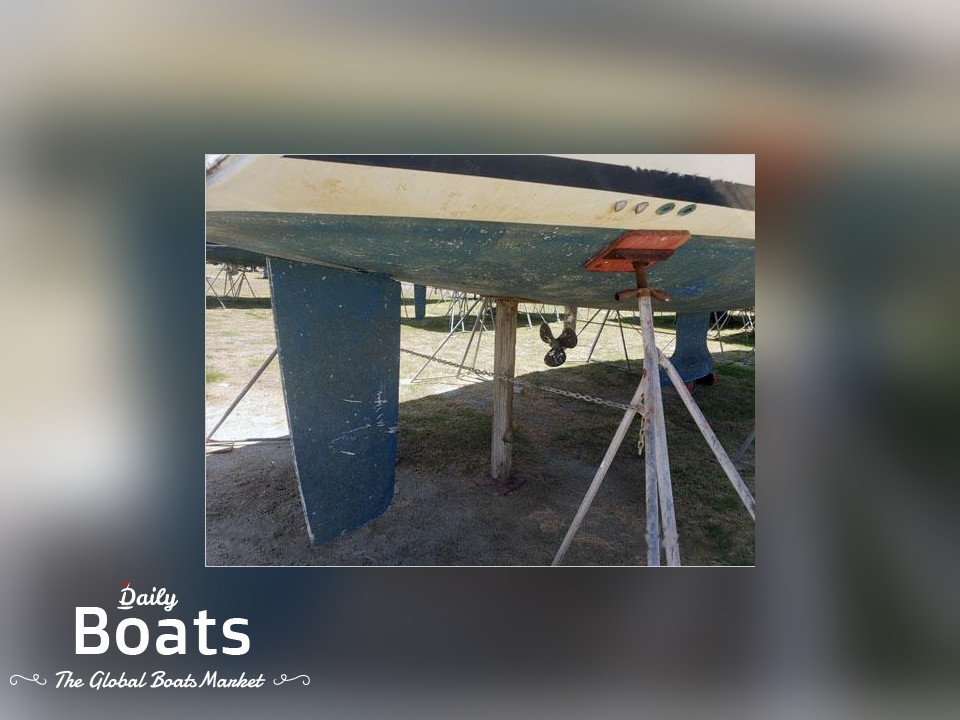 Beneteau Moorings 42.3 for sale. View price, photos and Buy Beneteau ...