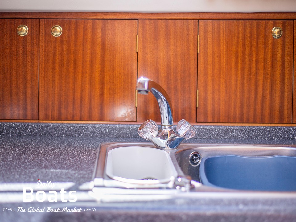 2000 Broom 35Cl for sale. View price, photos and Buy 2000 Broom 35Cl ...