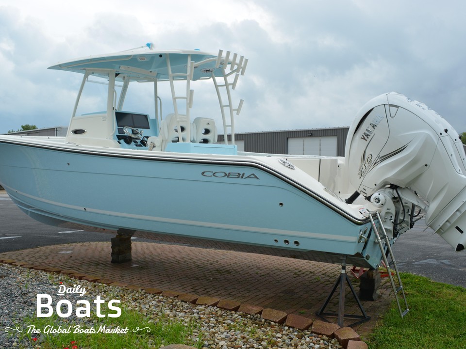 Cobia 320 Center Console for sale. View price, photos and Buy Cobia 320 ...