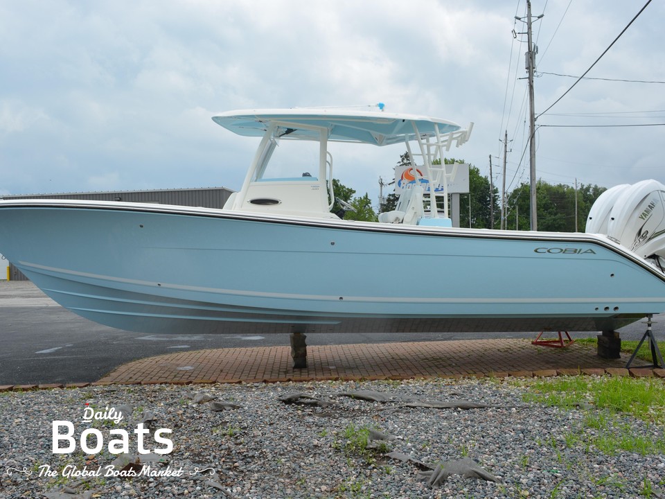 Cobia 320 Center Console for sale. View price, photos and Buy Cobia 320 ...