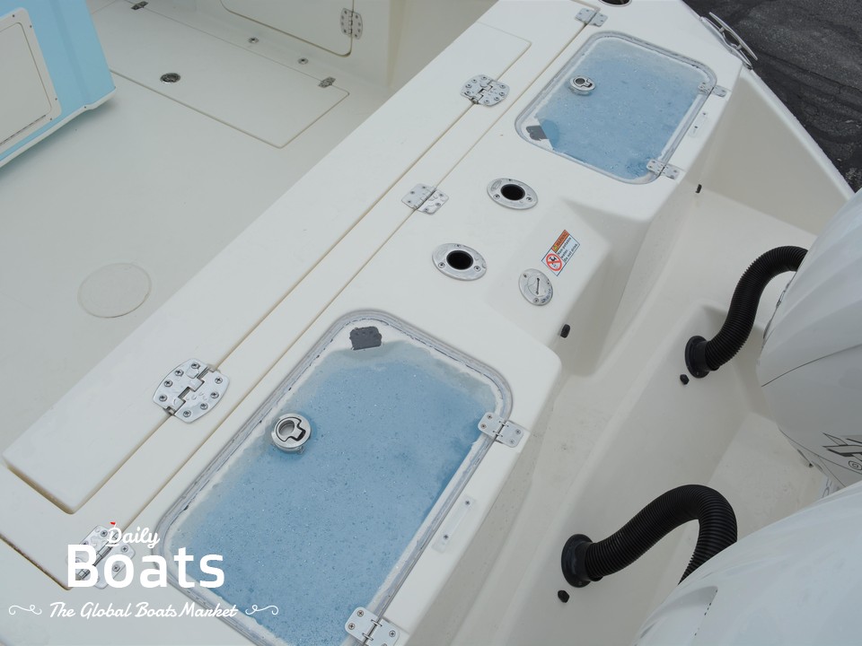 Cobia 320 Center Console for sale. View price, photos and Buy Cobia 320 ...