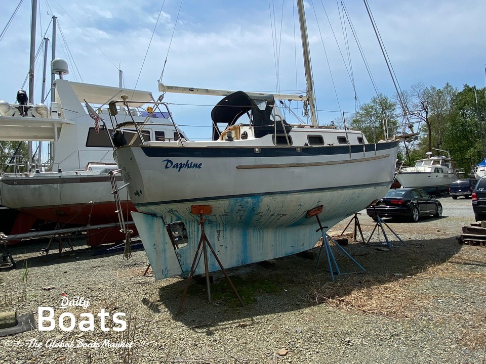 1990 Pacific Seacraft Dana 24 for sale. View price, photos and Buy 1990 ...