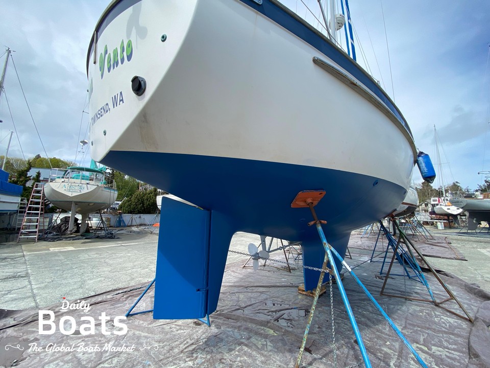 1982 Pearson 367 for sale. View price, photos and Buy 1982 Pearson 367 ...