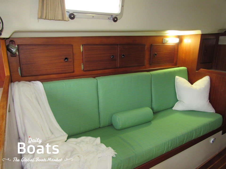 1982 Pearson 367 for sale. View price, photos and Buy 1982 Pearson 367 ...