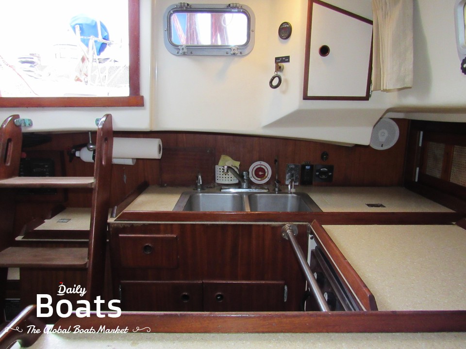 1982 Pearson 367 for sale. View price, photos and Buy 1982 Pearson 367 ...