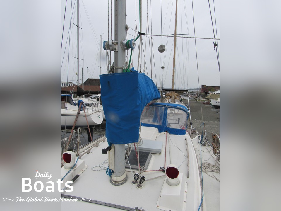 1982 Pearson 367 for sale. View price, photos and Buy 1982 Pearson 367 ...