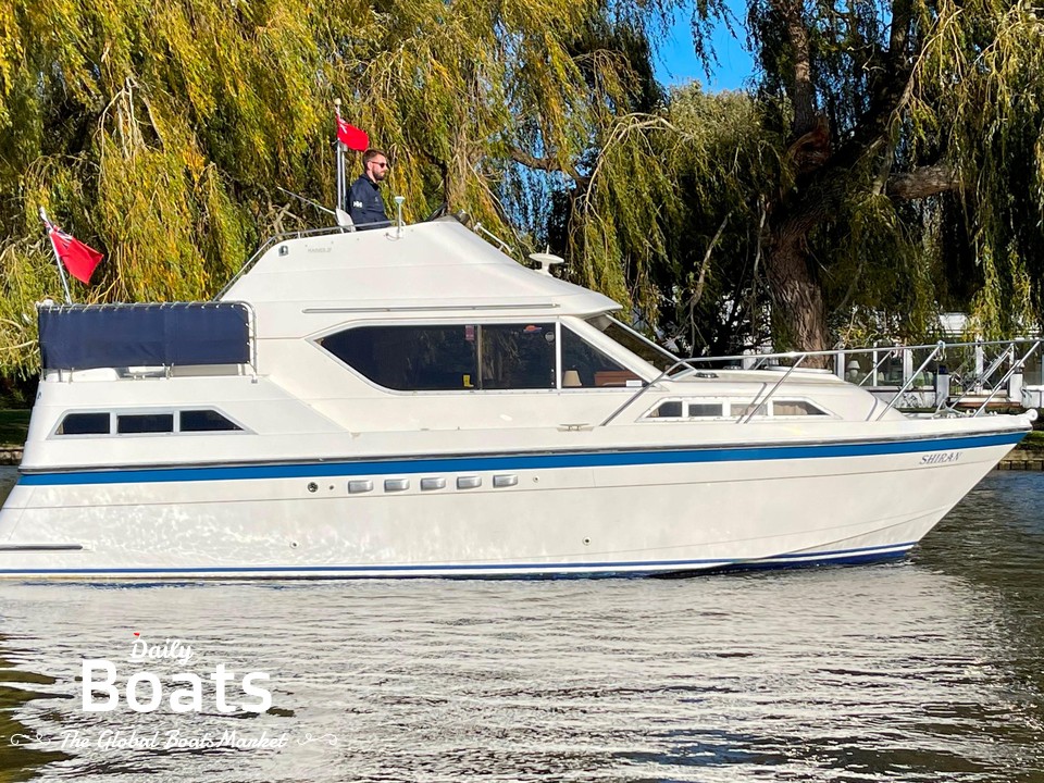 1993 Haines 31 Flybridge for sale. View price, photos and Buy 1993 ...