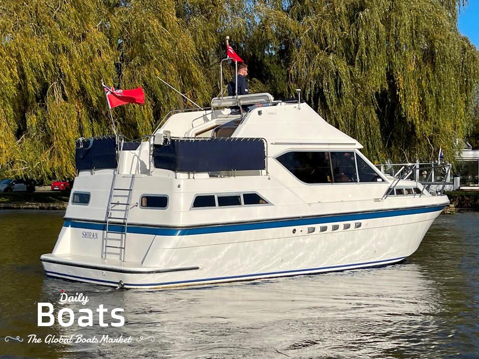 1993 Haines 31 Flybridge for sale. View price, photos and Buy 1993 ...