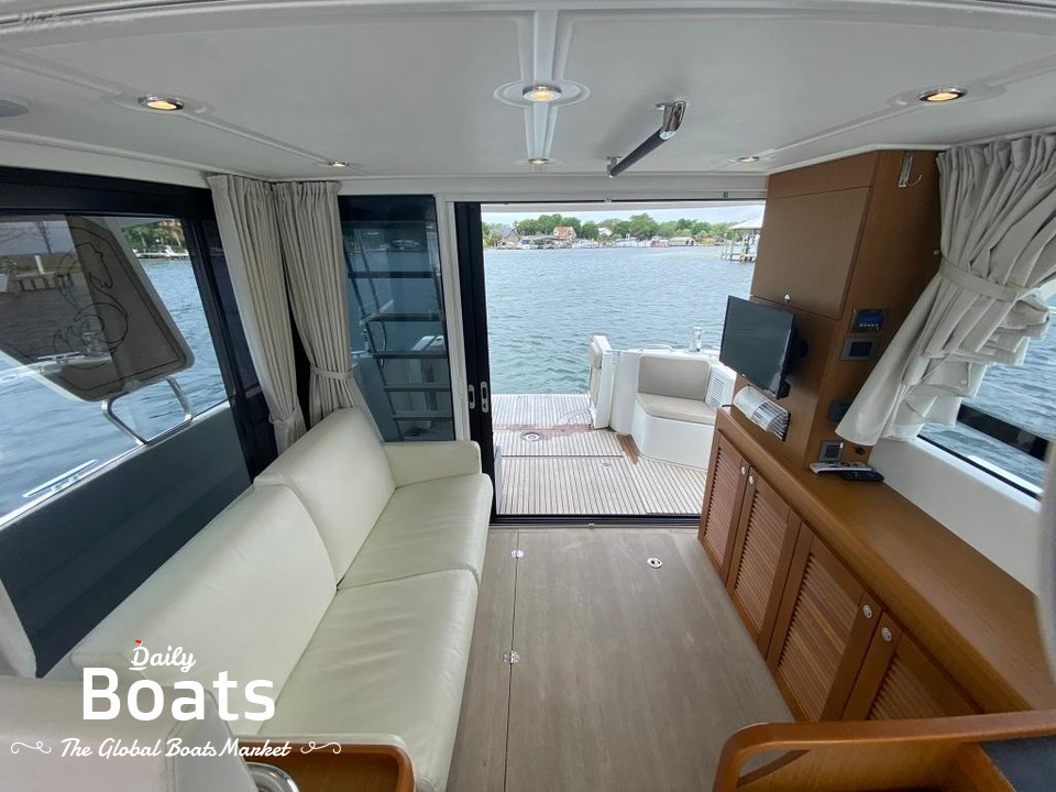2020 Beneteau Swift Trawler 35 for sale. View price, photos and Buy 2020 Beneteau Swift Trawler ...