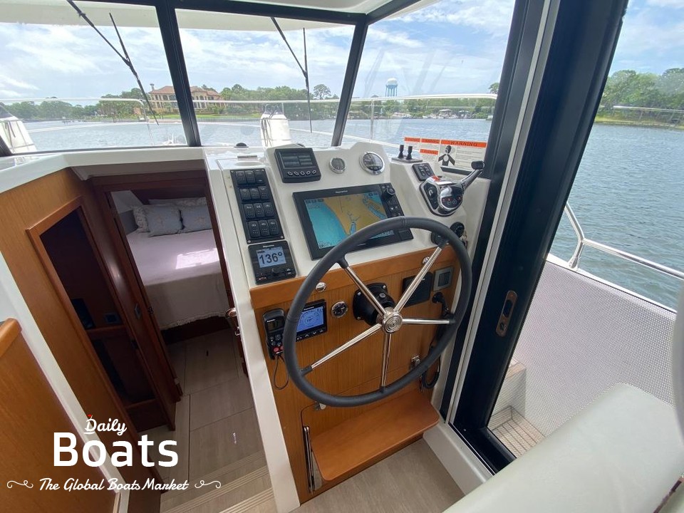 2020 Beneteau Swift Trawler 35 for sale. View price, photos and Buy 2020 Beneteau Swift Trawler ...
