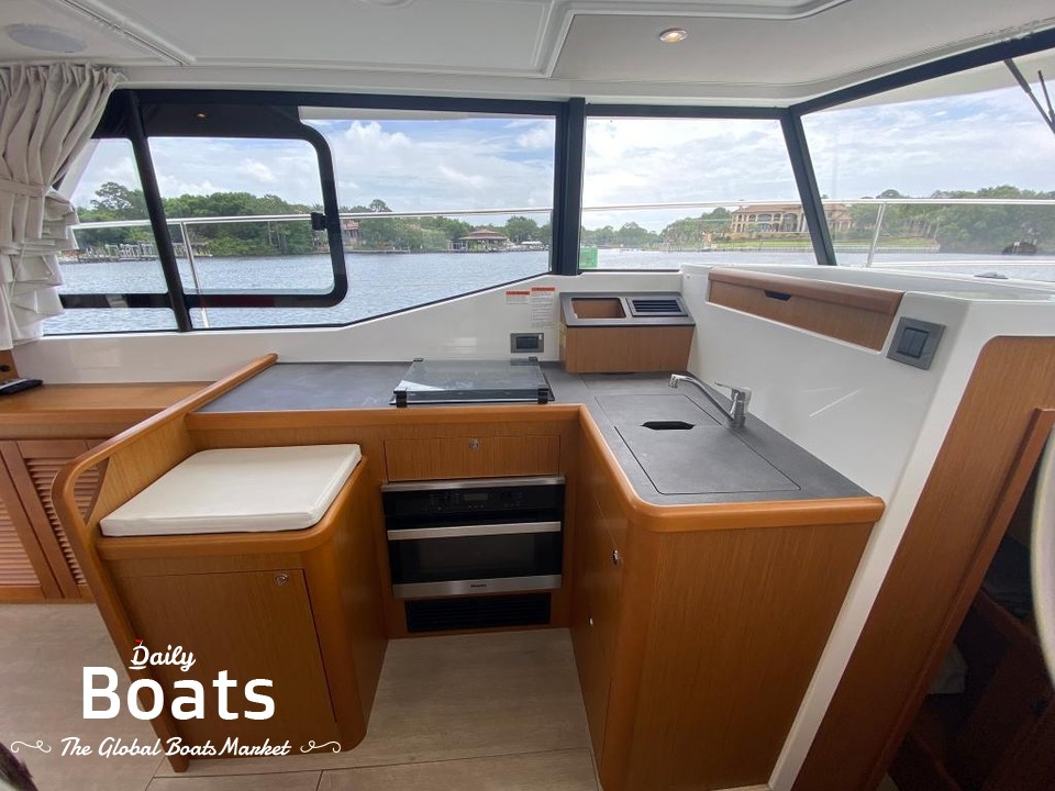 2020 Beneteau Swift Trawler 35 for sale. View price, photos and Buy 2020 Beneteau Swift Trawler ...