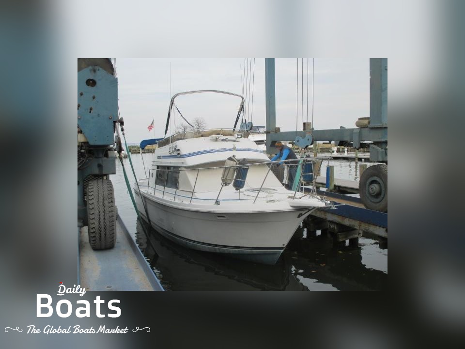 1990 Carver 2897 Mariner for sale. View price, photos and Buy 1990 ...