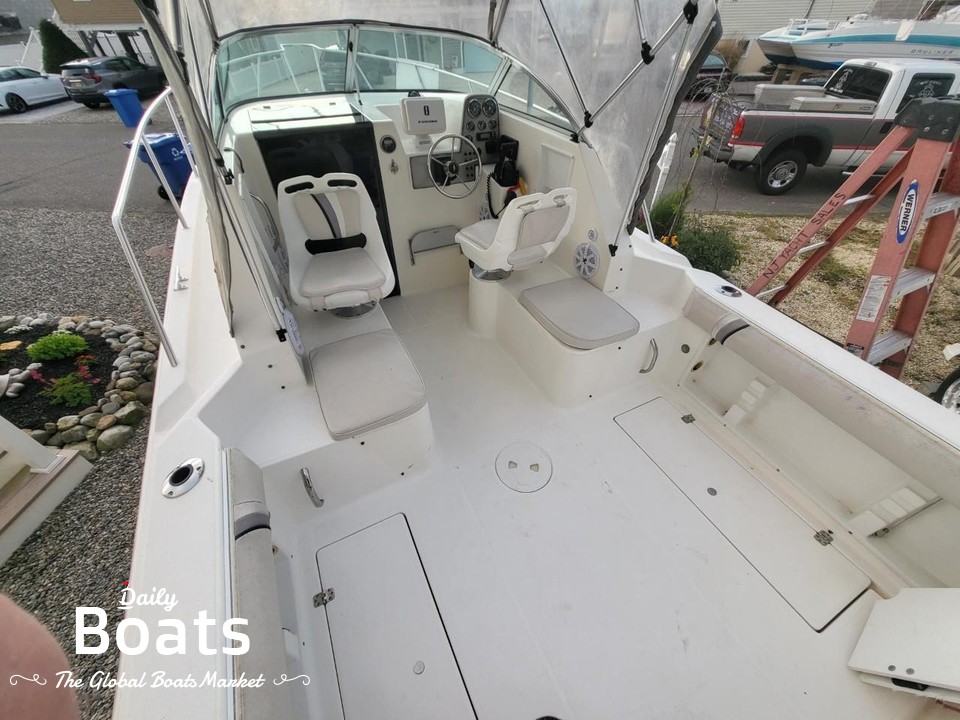 2002 Wellcraft 22 Walkaround for sale. View price, photos and Buy 2002 ...