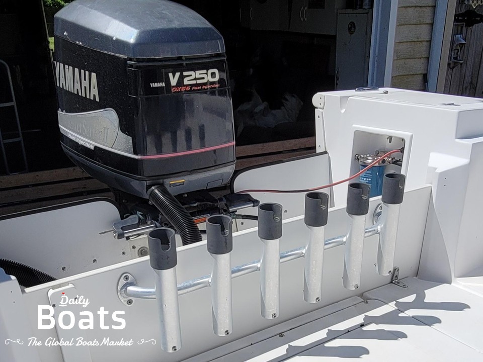 1985 Mako 228 Cuddy for sale. View price, photos and Buy 1985 Mako 228 ...