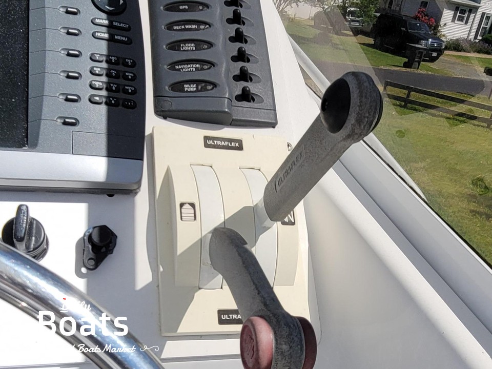 1985 Mako 228 Cuddy for sale. View price, photos and Buy 1985 Mako 228 ...