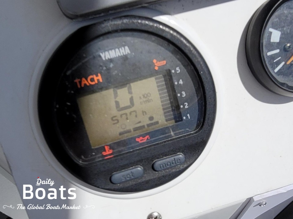 1985 Mako 228 Cuddy for sale. View price, photos and Buy 1985 Mako 228 ...