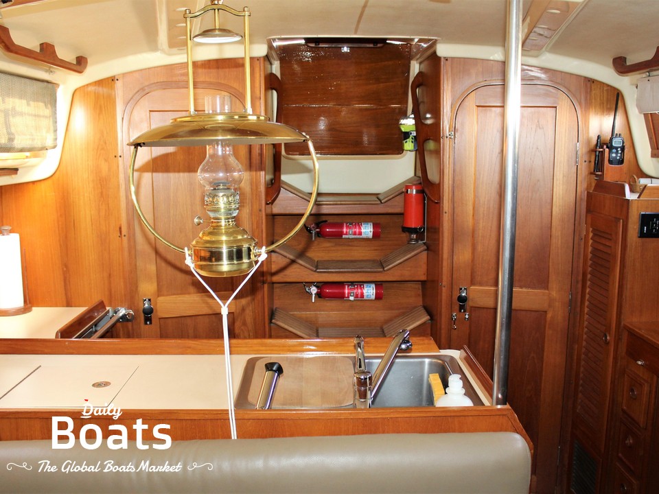 1987 Pearson 36-2 for sale. View price, photos and Buy 1987 Pearson 36 ...