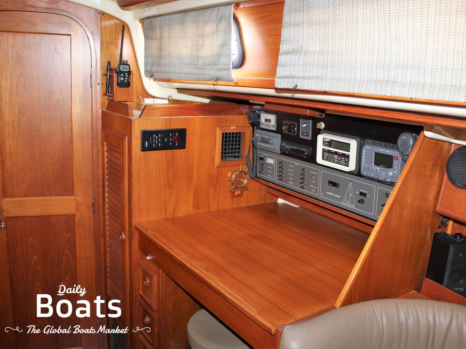 1987 Pearson 36-2 for sale. View price, photos and Buy 1987 Pearson 36 ...