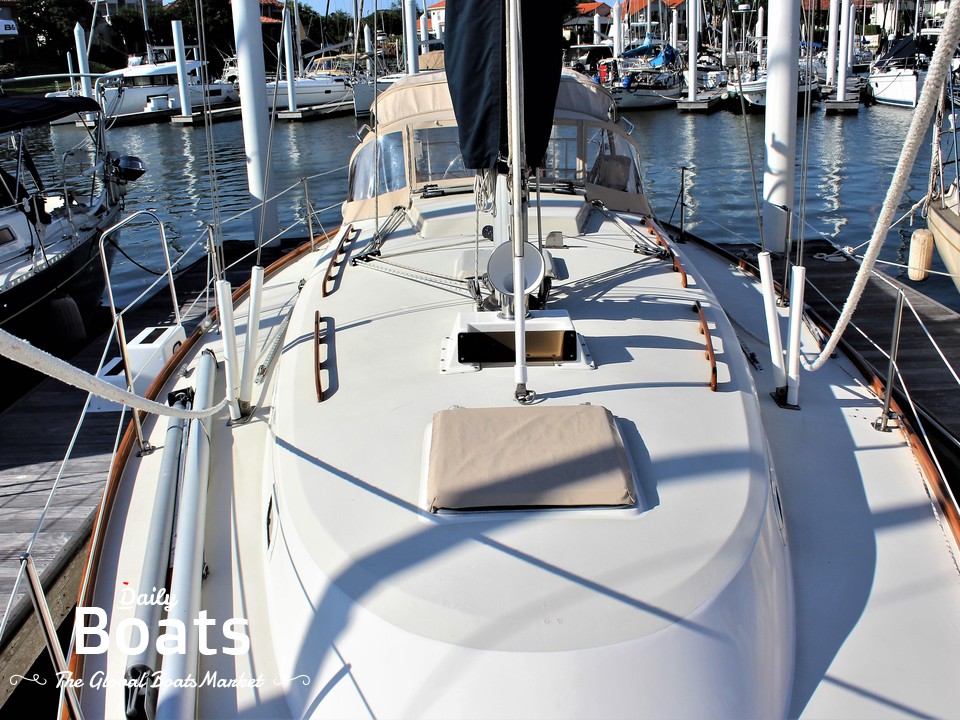 1987 Pearson 36-2 for sale. View price, photos and Buy 1987 Pearson 36 ...